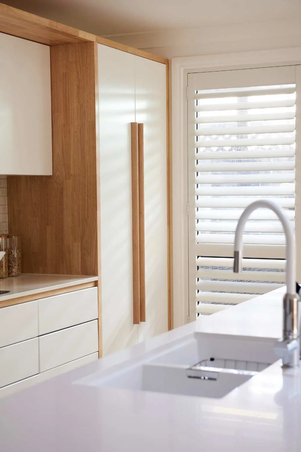 Before and after: A Scandi-style Kaboodle kitchen makeover | Better ...