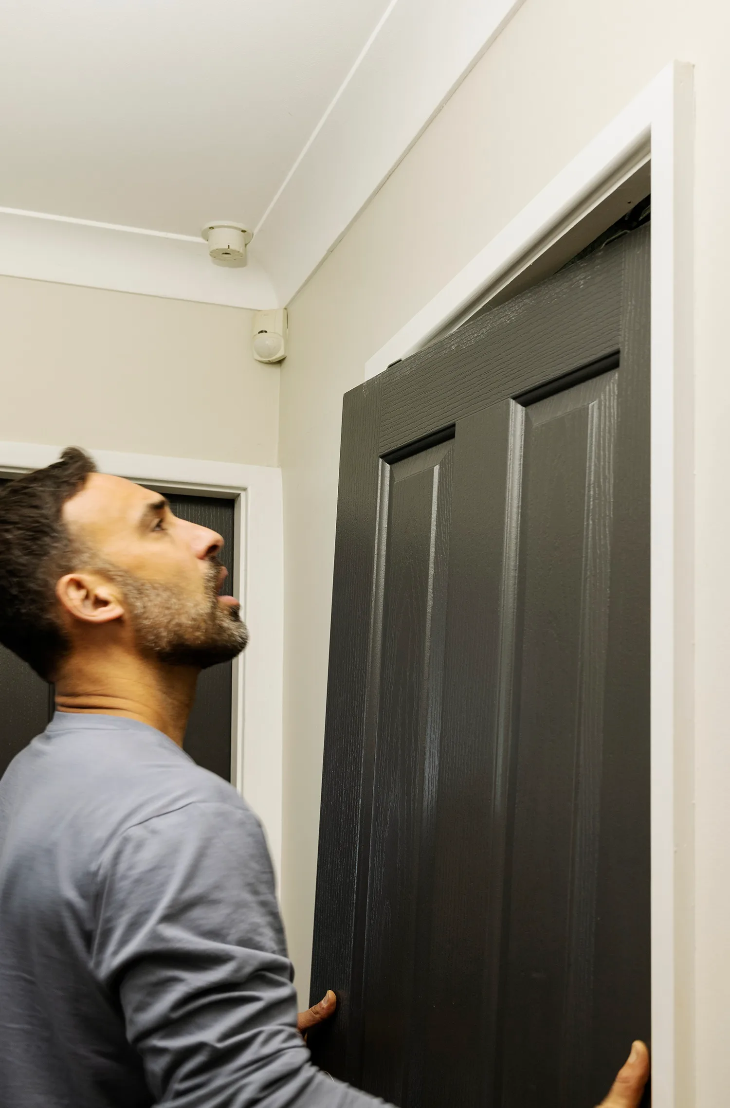 How To Fix A Jammed Sliding Door | Better Homes & Gardens Australia