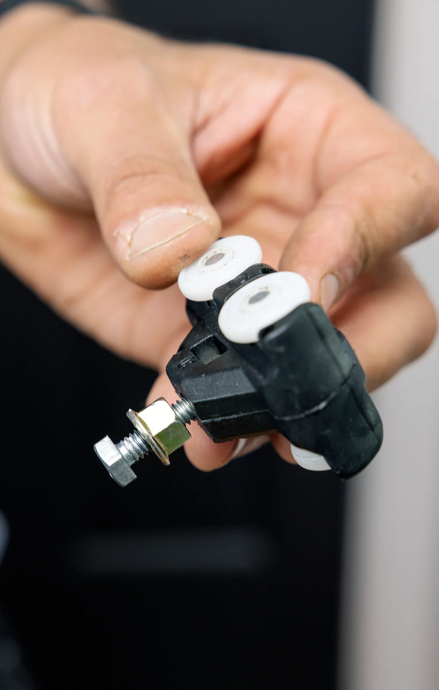 How To Fix A Jammed Sliding Door | Better Homes & Gardens Australia