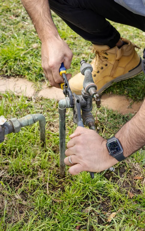 Leaking Garden Tap: How To Replace An Outdoor Tap | Better Homes ...