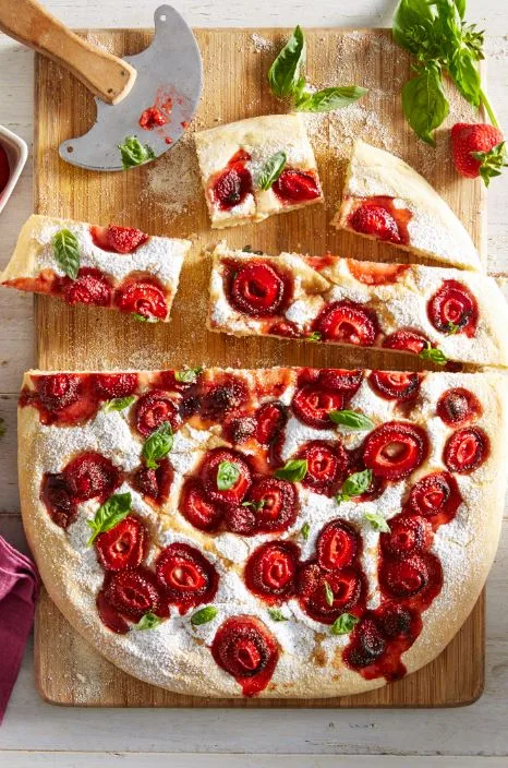 19 Mouth-Watering Strawberry Recipes To Make In Spring