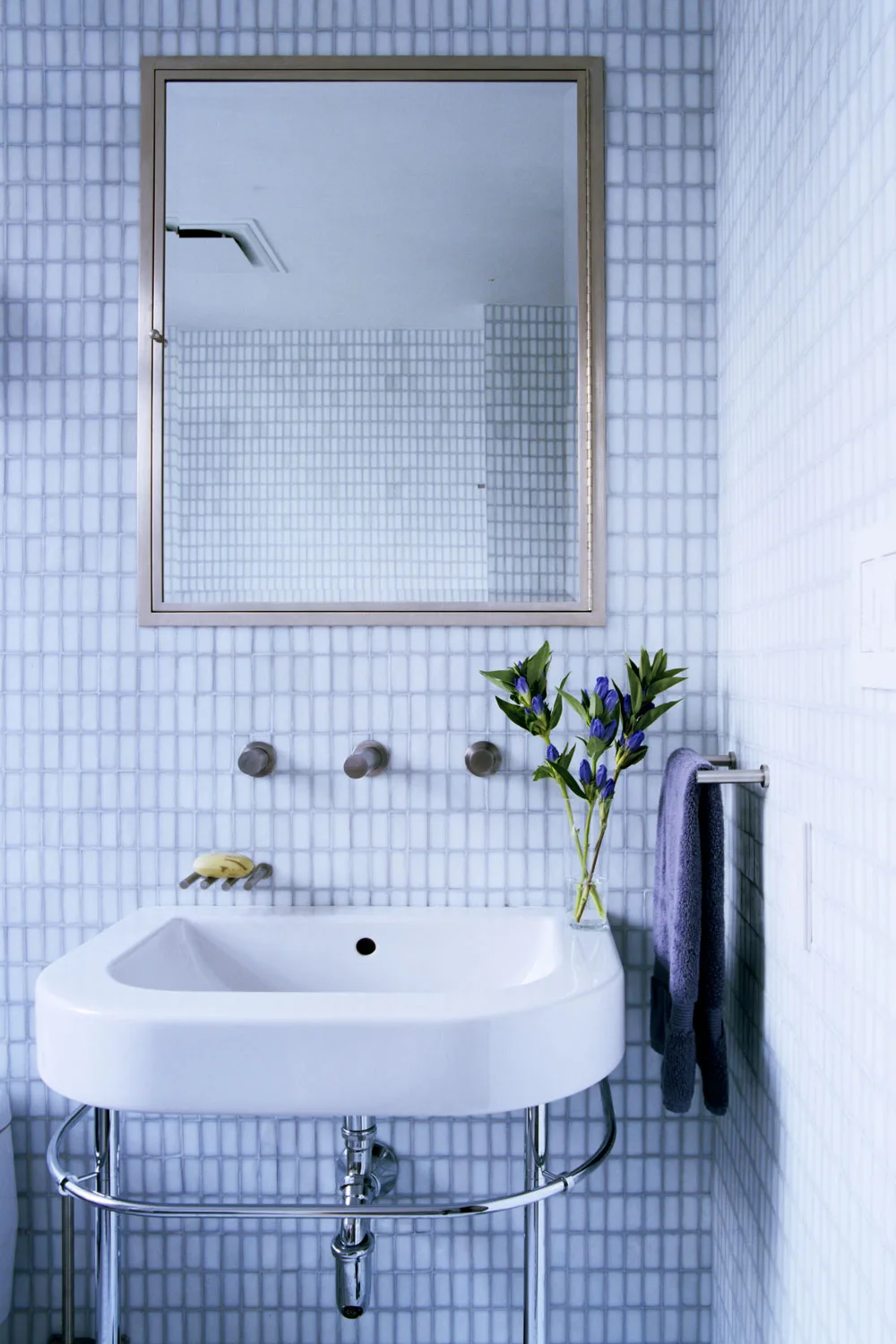 20-minute Bathroom Cleaning Routine That Makes Life Easier | Better ...