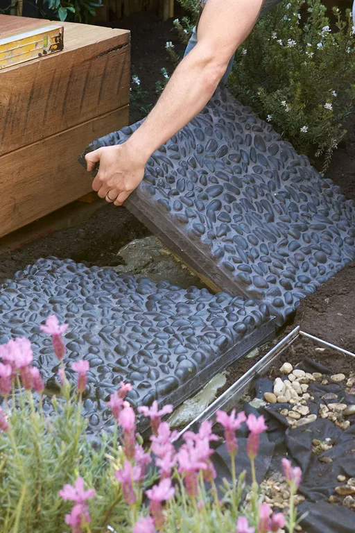 How To Make A Pebble Path: Landscape Designer Charlie Albone Shows You ...