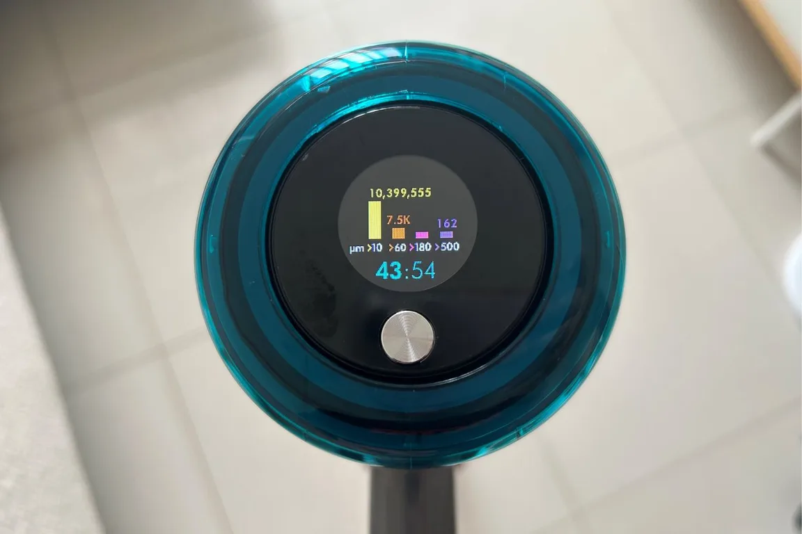 Dyson V15s Detect Submarine: Wet and Dry Vacuum Review