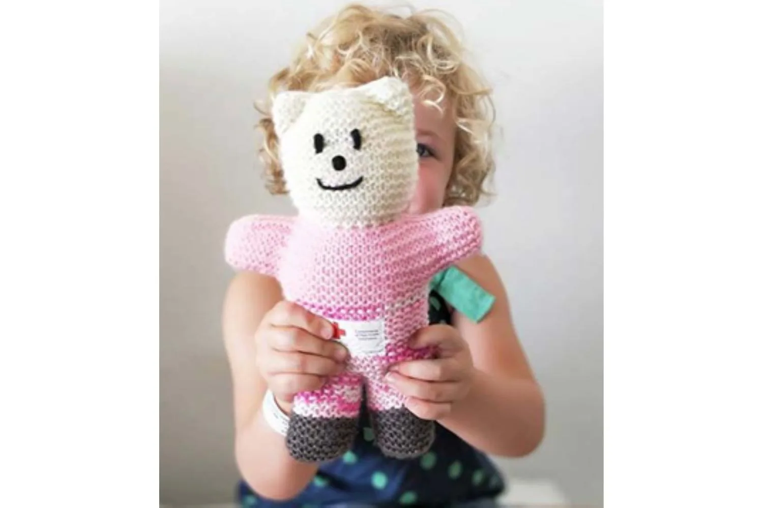 Red Cross Trauma Teddies: Free Knitting Pattern Guide
