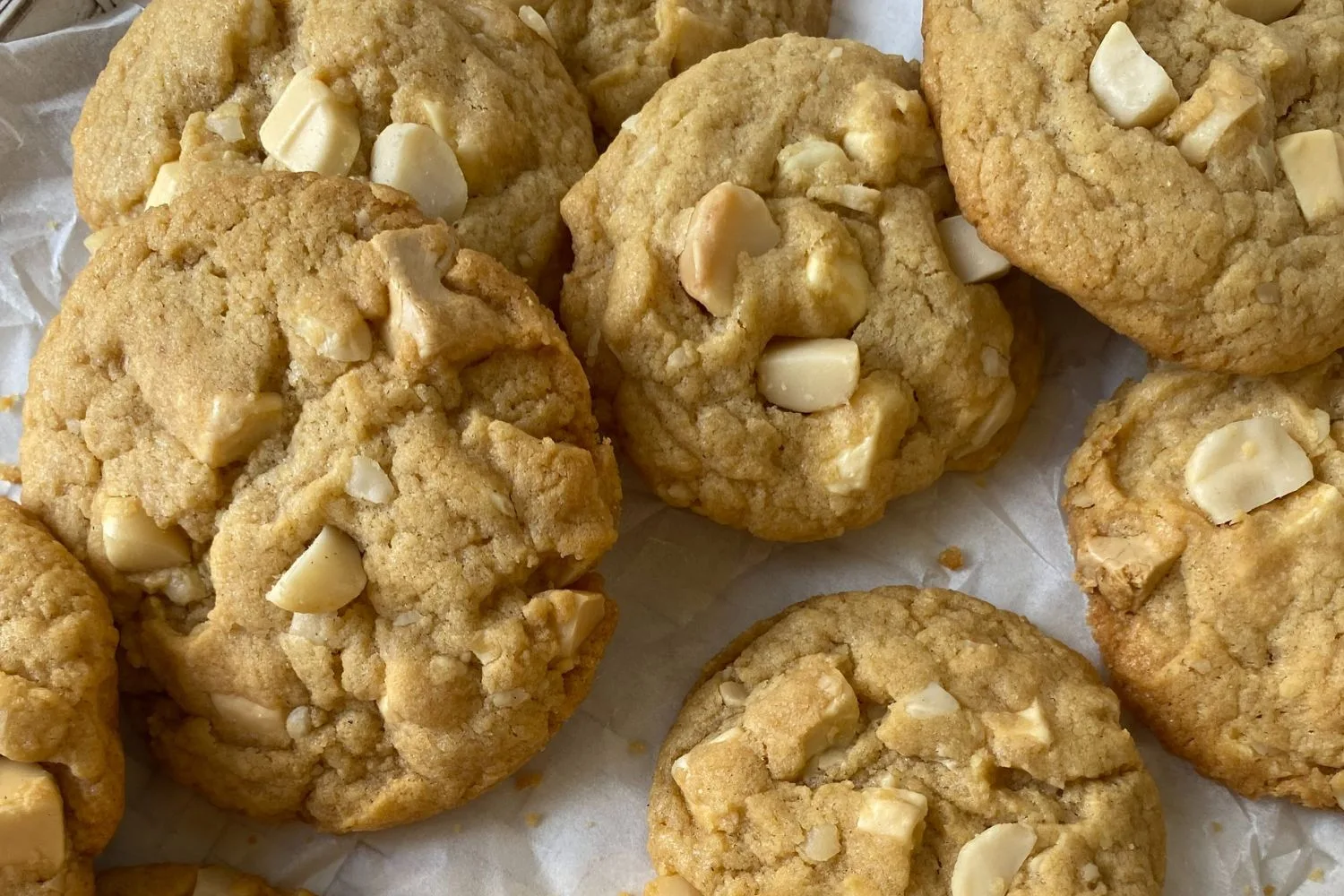 Ultimate White Chocolate Macadamia Cookies - Better Homes & Gardens ...