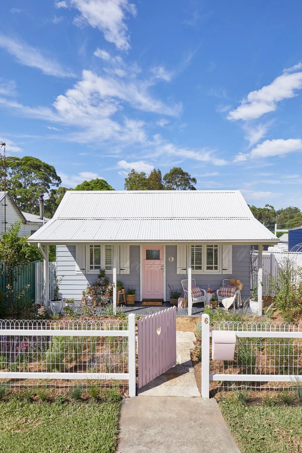 Australian cottage garden featuring native plants