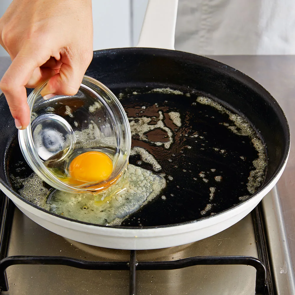 Perfect fried eggs - Better Homes & Gardens Australia