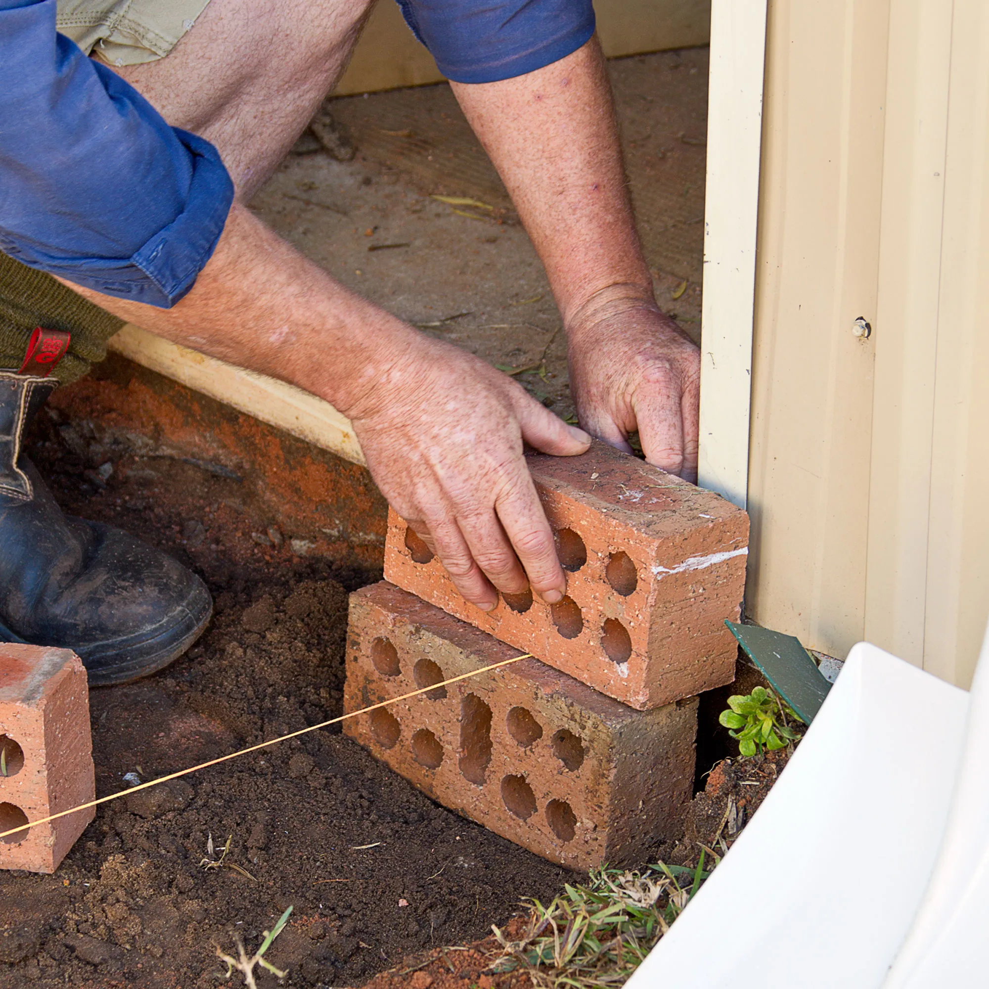 How to build a concrete path | Better Homes & Gardens Australia