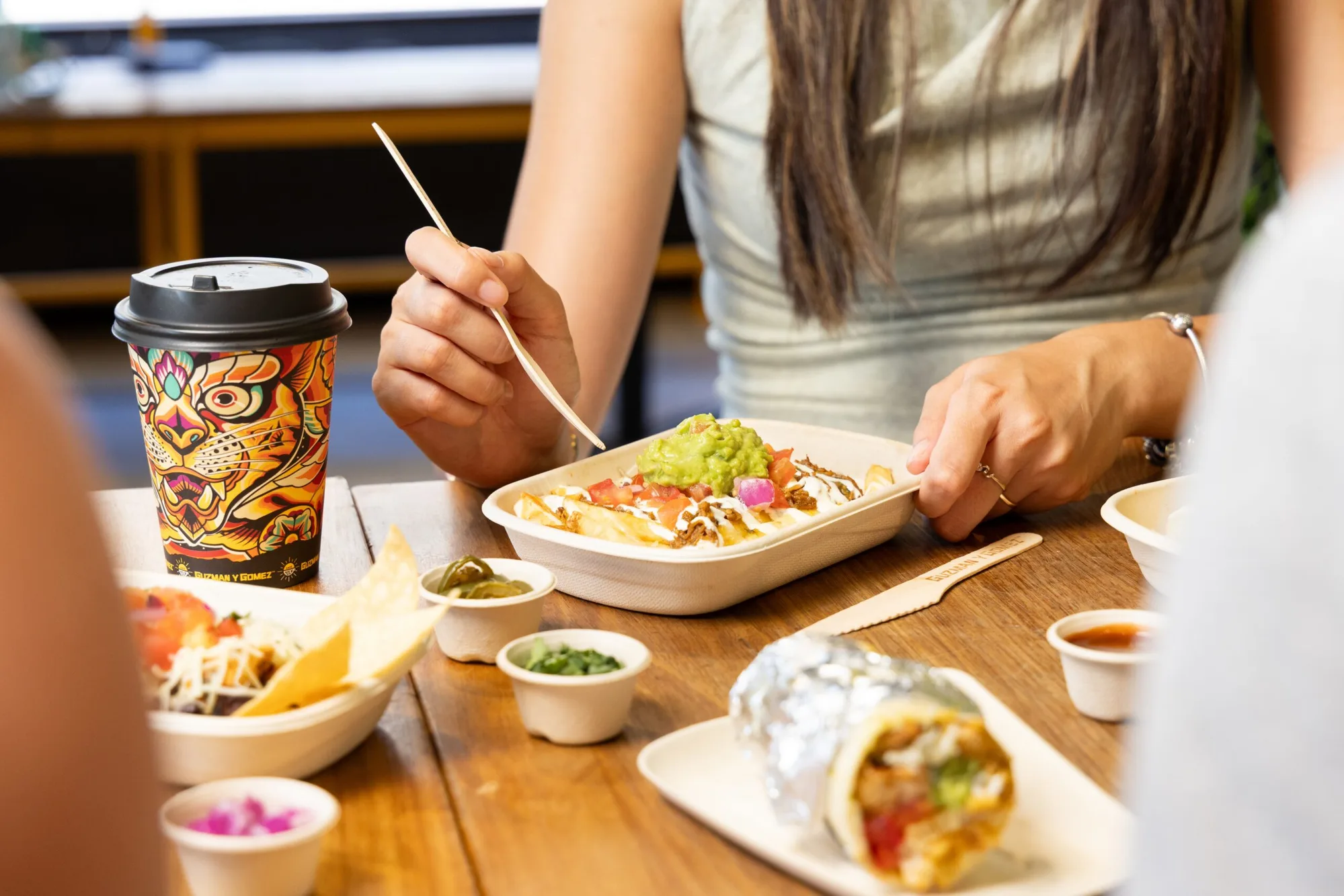 If you're craving fast food, try this healthy takeaway hack. | that's life!