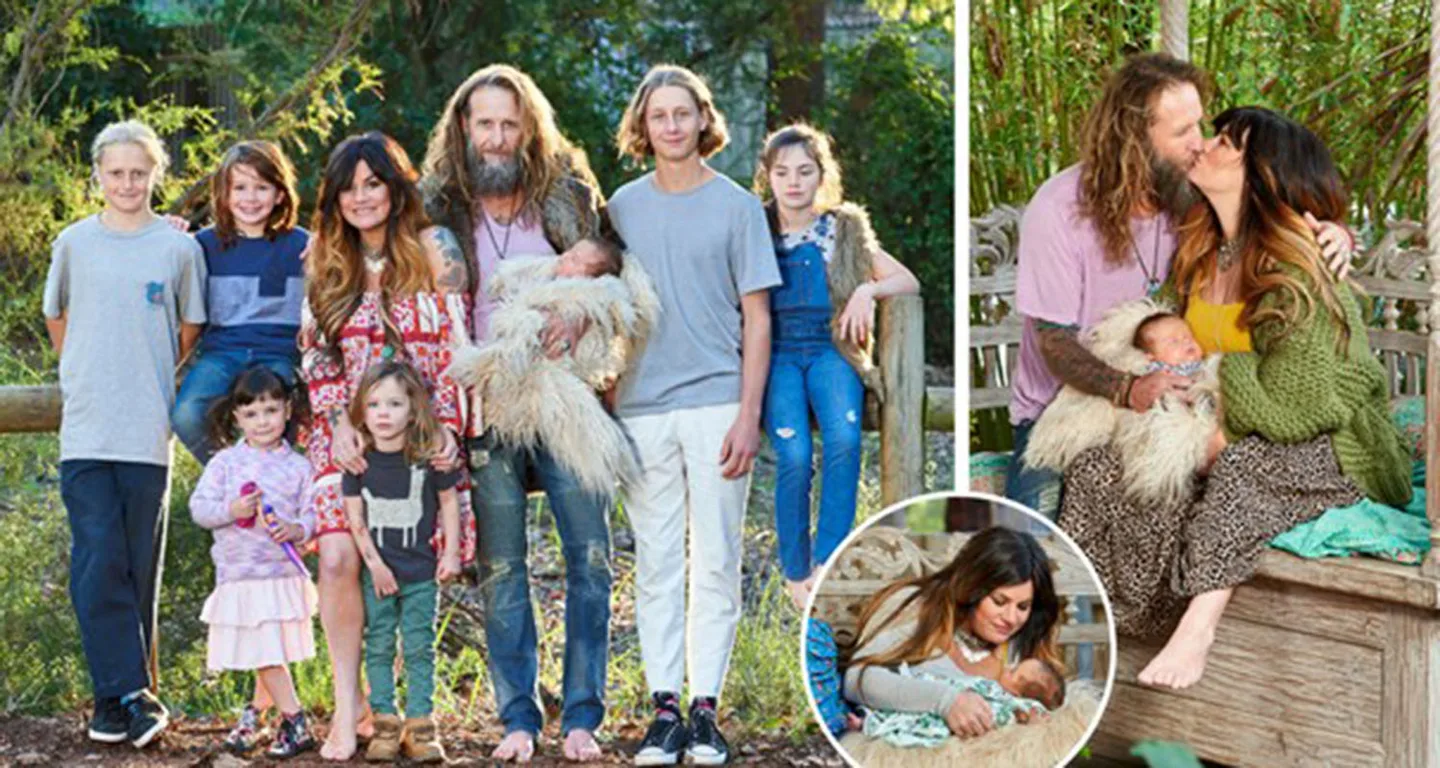 Constance Hall and Denim Cooke pose with baby Raja for New Idea | that ...