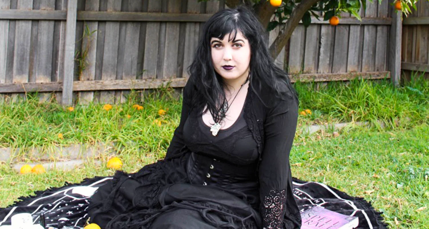 Real-life witch reveals how she helps people find love | that's life!
