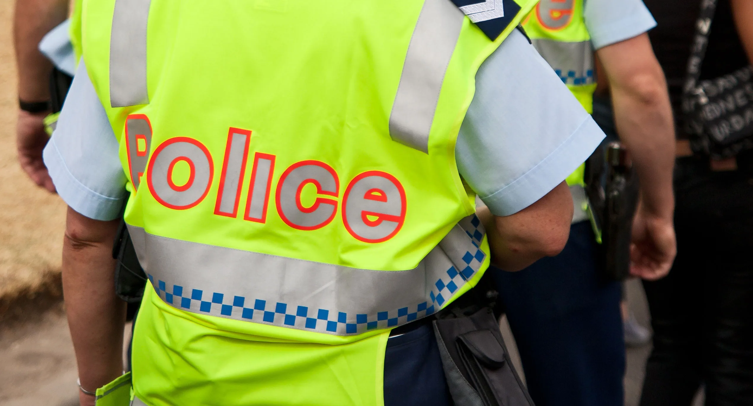 Police left red-faced after seven hour stand-off ends at house west of ...