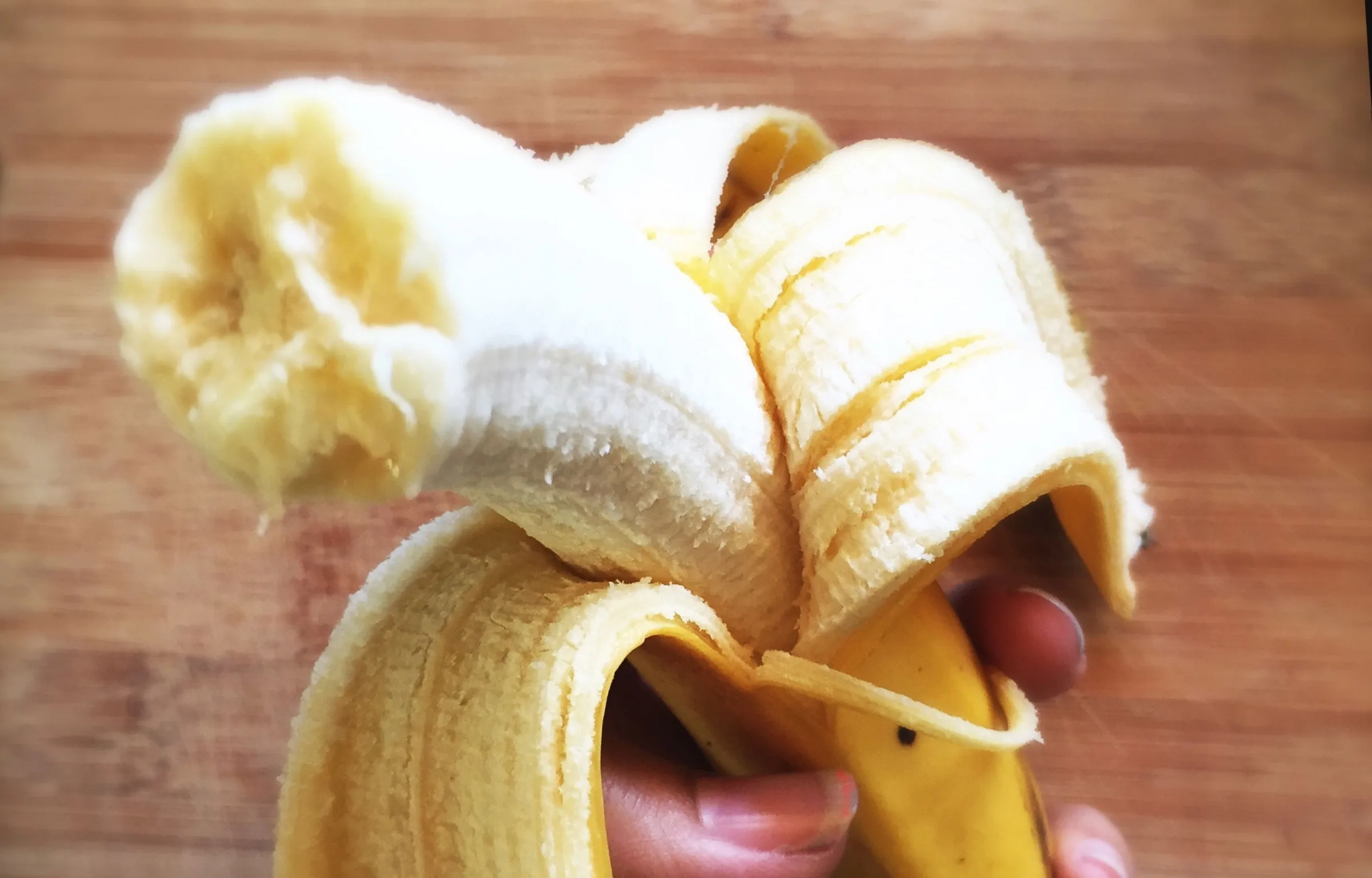 Ever wondered what the point of those banana strings are? | that's life!