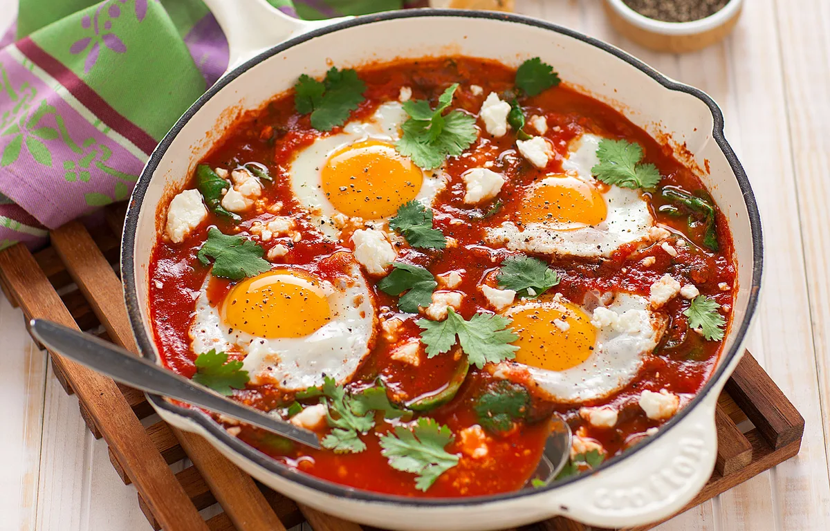 Moroccan eggs with tomato and spinach Recipe | that's life!