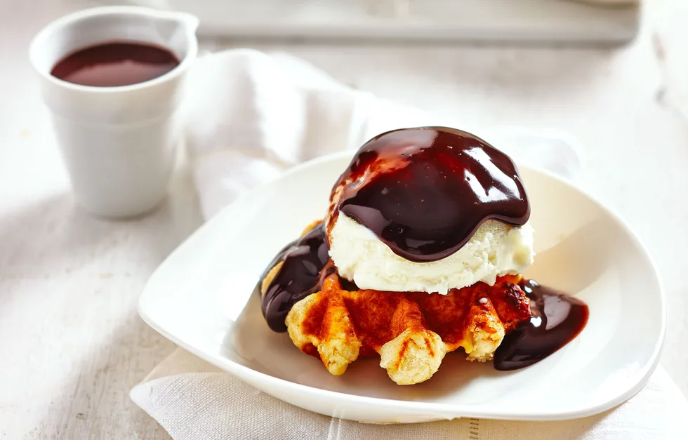 Jaffa chocolate sauce on ice-cream waffles Recipe | that's life!