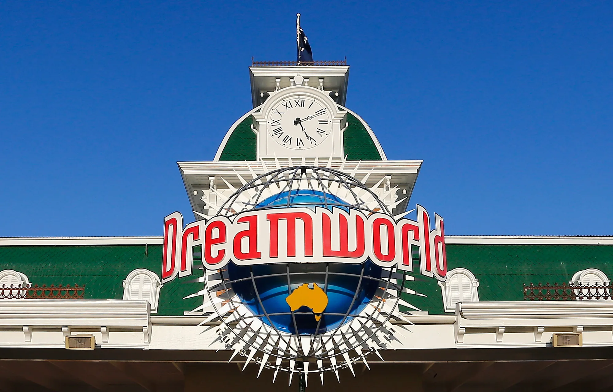 Bad news for Dreamworld as it struggles to recover | that's life!