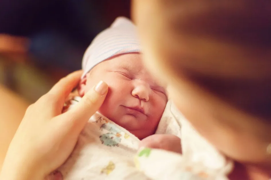 'Vaginal seeding' birth trend has doctors weigh in | that's life!
