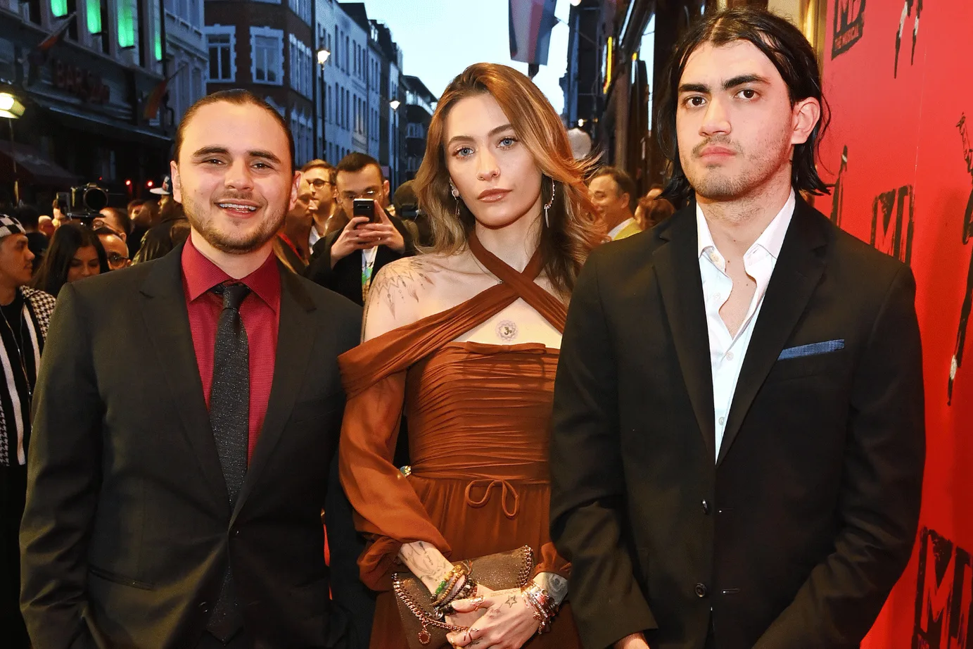 Who are Michael Jackson's Children? Meet Prince, Paris, and Bigi - WHO