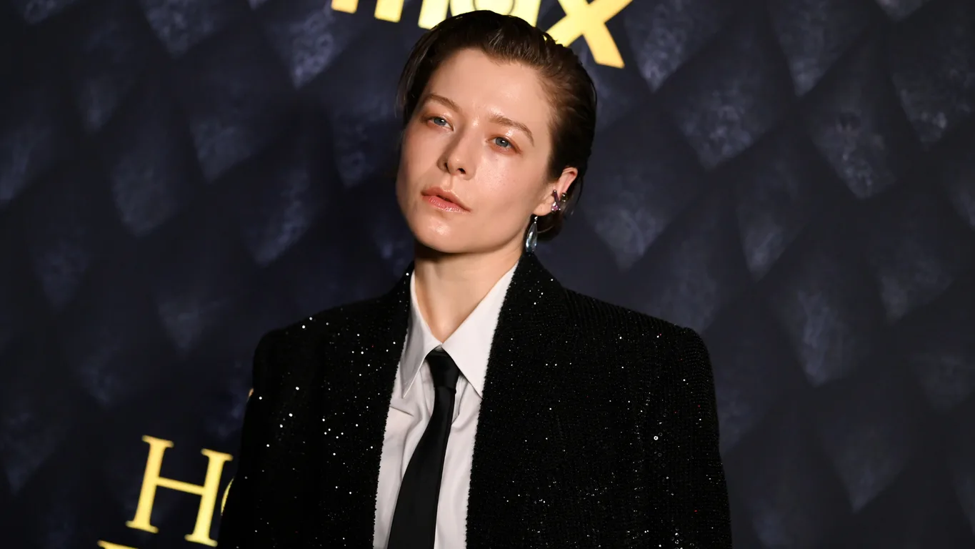 Who is Emma D'Arcy Dating? Meet the House of the Dragon Star - WHO