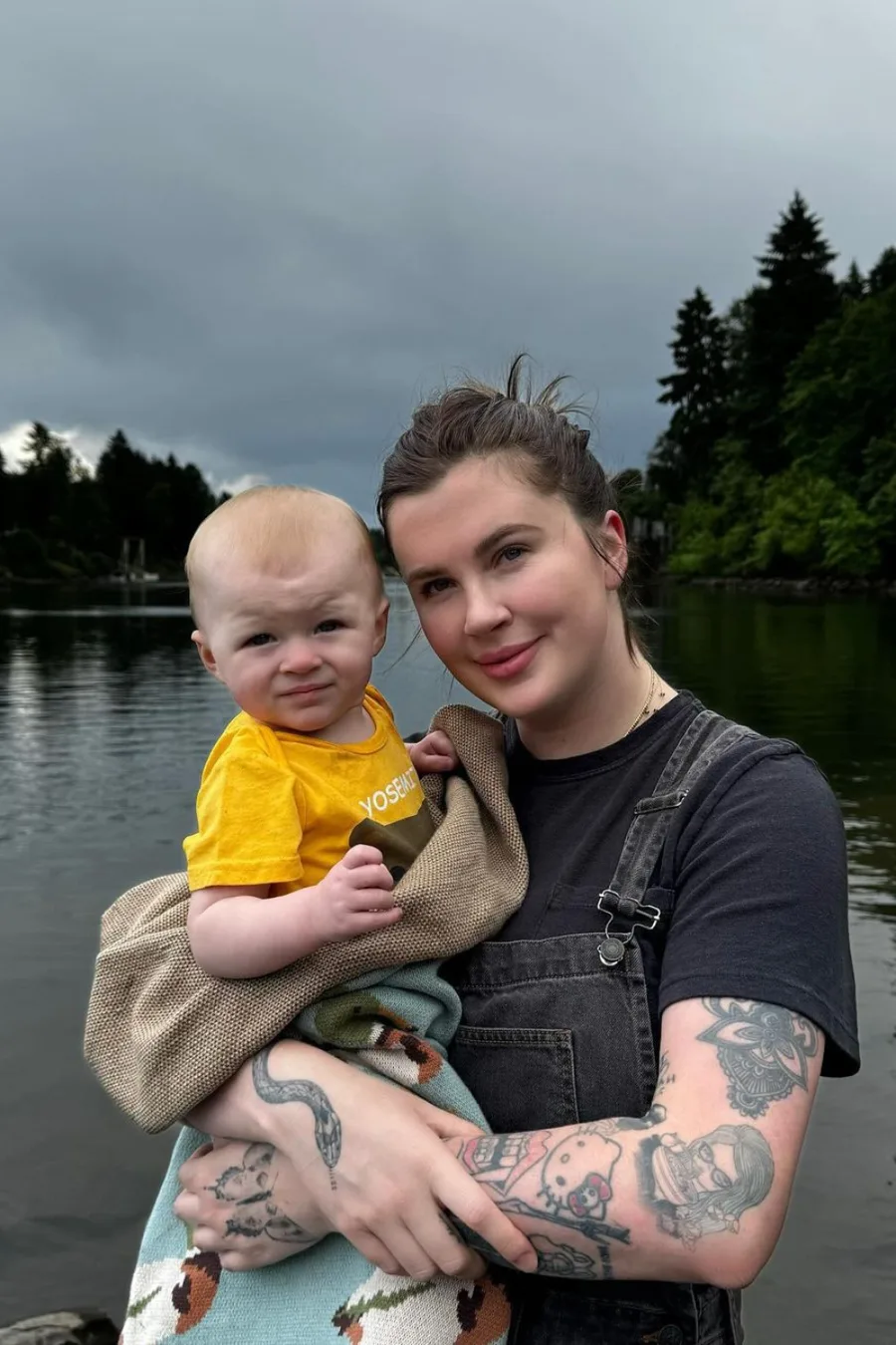 Meet Alec Baldwin's wife and eight children - WHO