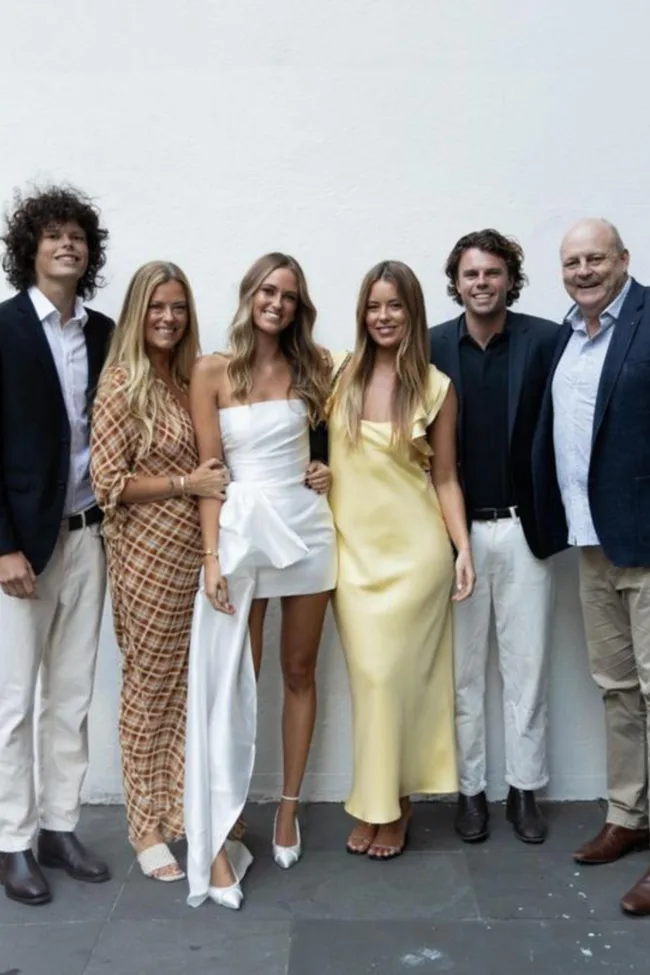 The Amazing Race Australia: Meet Oscar and Billy Brownless - WHO