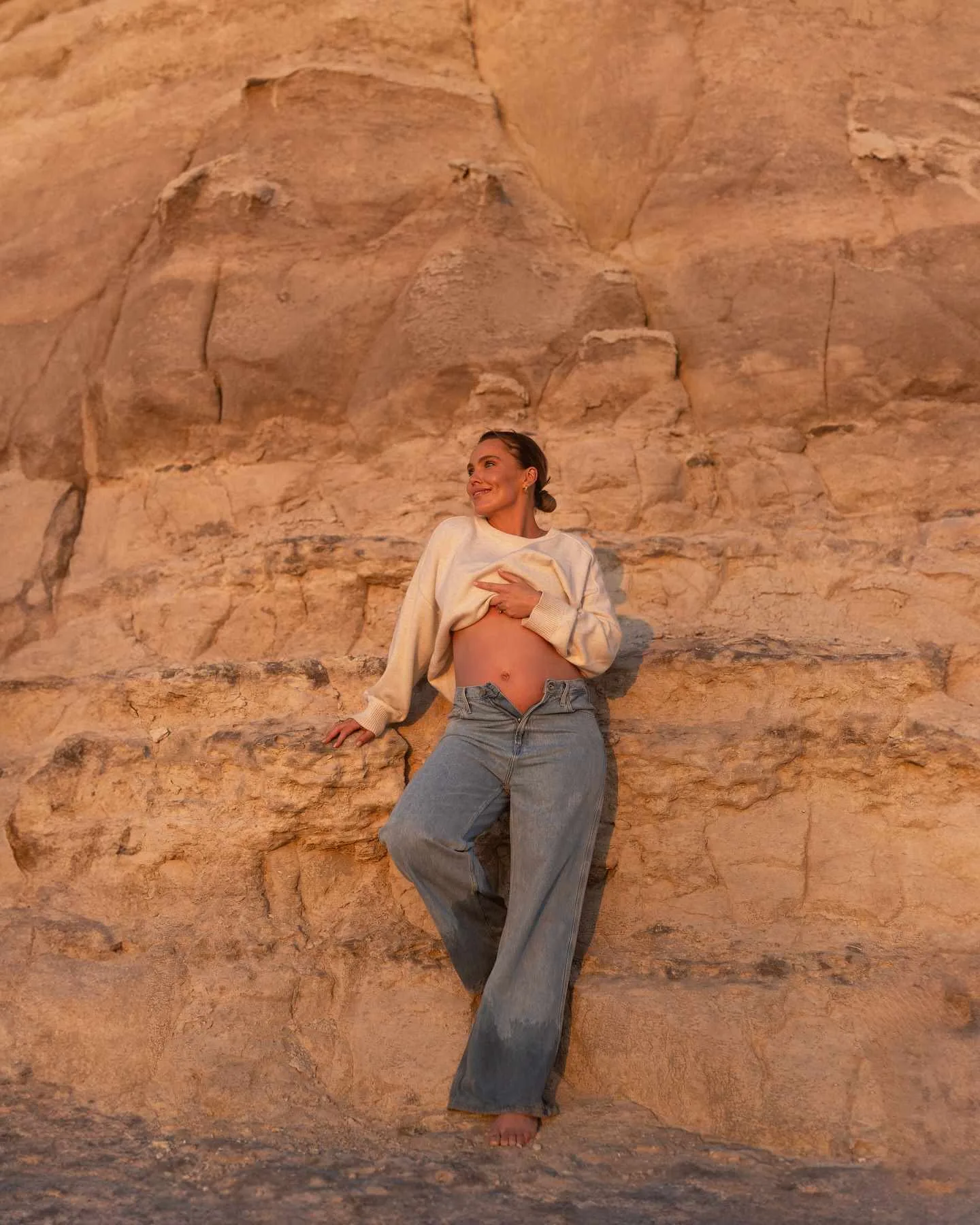 AFLW star Abbey Holmes & Keegan Brooksby expecting first child WHO