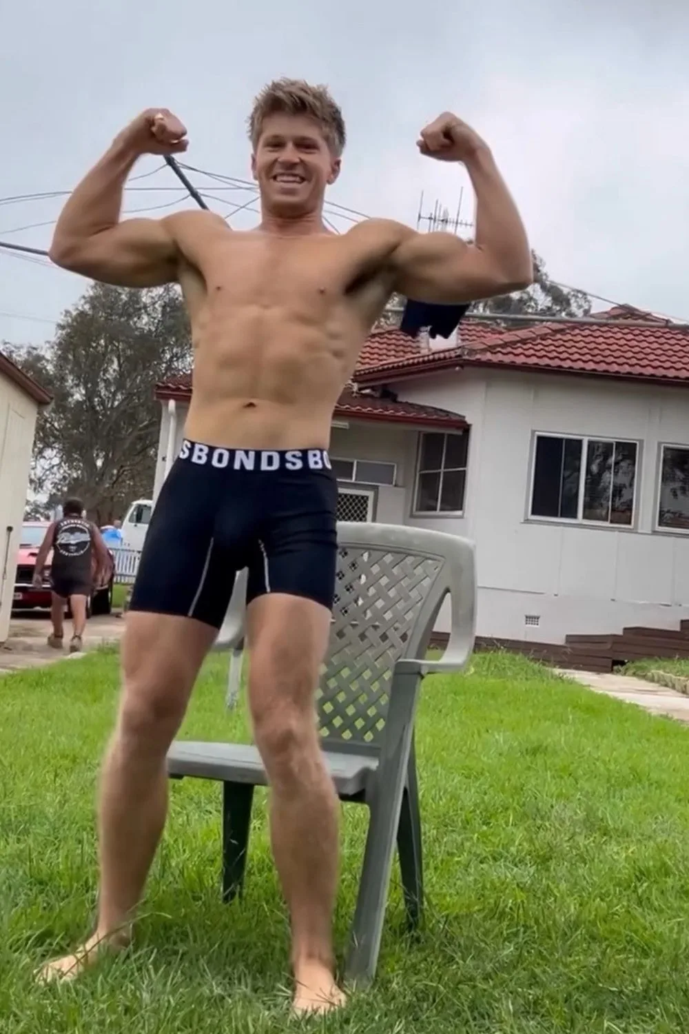 Inside Robert Irwin's viral Bonds photoshoot - WHO