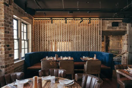 6head Sydney review: Why it's the ultimate date spot | WHO