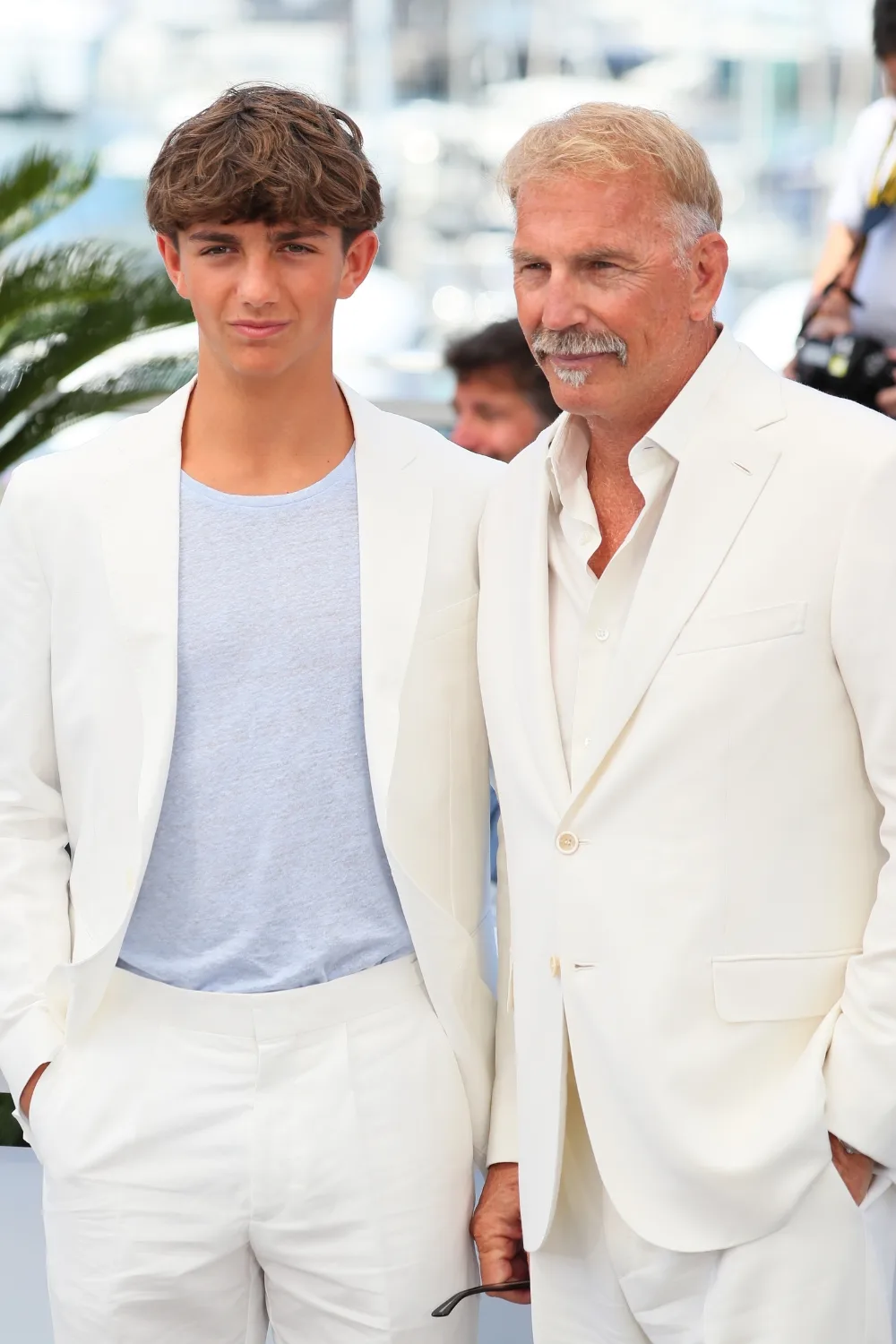 Inside Kevin Costner's Family Life: Meet His Seven Children | WHO