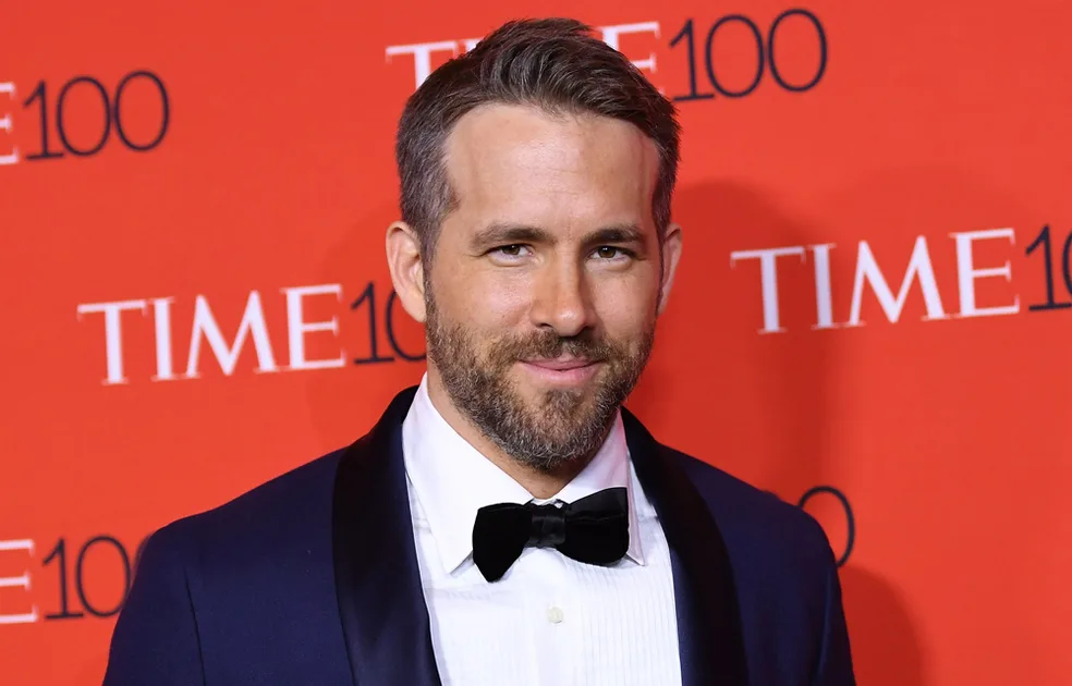 Ryan Reynolds Preps for Deadpool 2 with His Favorite Ab Workout | WHO