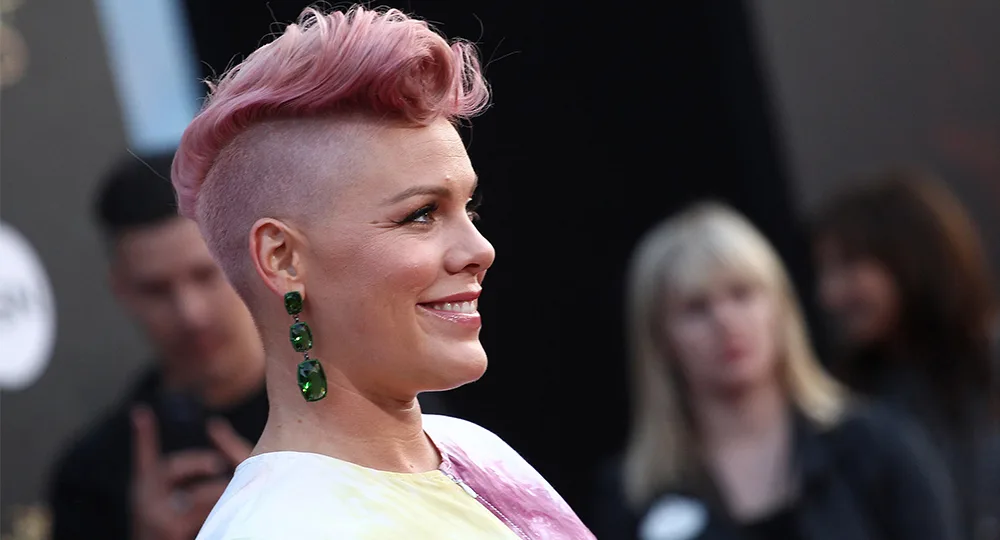 You won't believe how much Pink earned from her Beautiful Trauma World ...