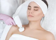 Decolletage: Treatment for Wrinkles, Redness & Sun Damage | WHO