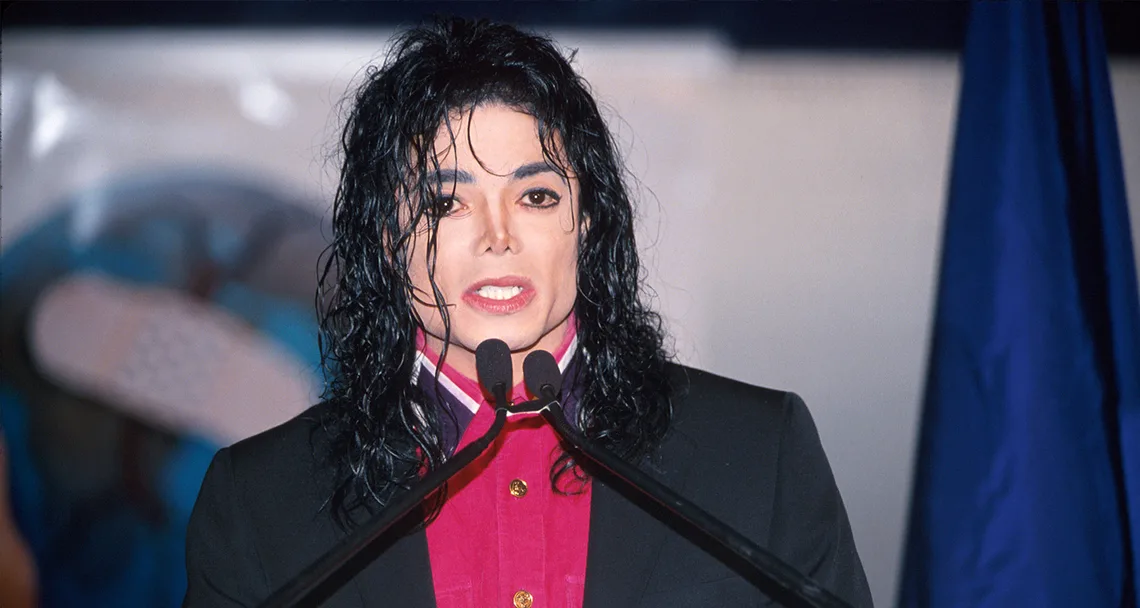 Michael Jackson Skin: Why Did Michael Jackson Turn White? | WHO