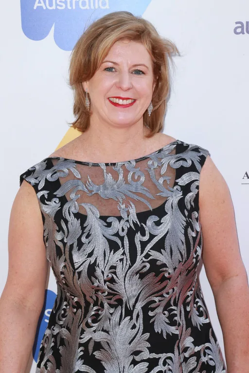 Australian Female Authors: 12 Best Aussie Women Writers | WHO