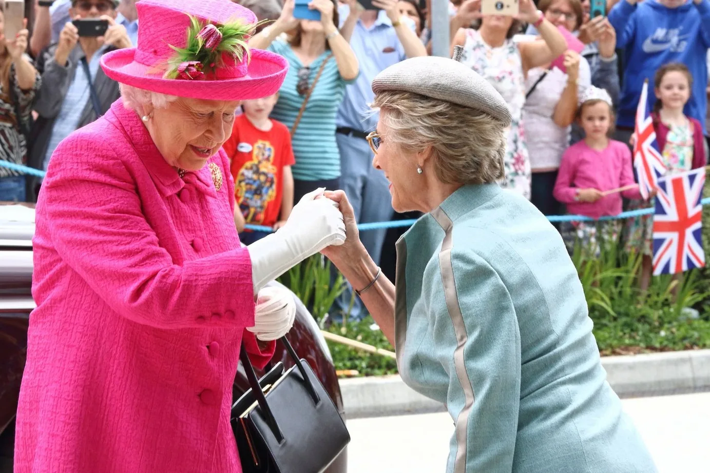 WATCH: Shocking moment the Queen snaps at lady in waiting | WHO