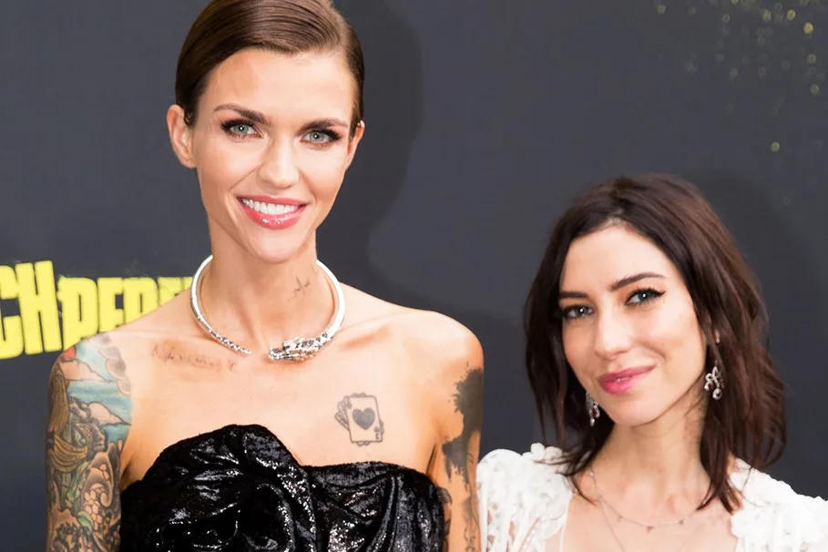 The Veronicas: A timeline of Jess and Lisa Origliasso's relationships | WHO