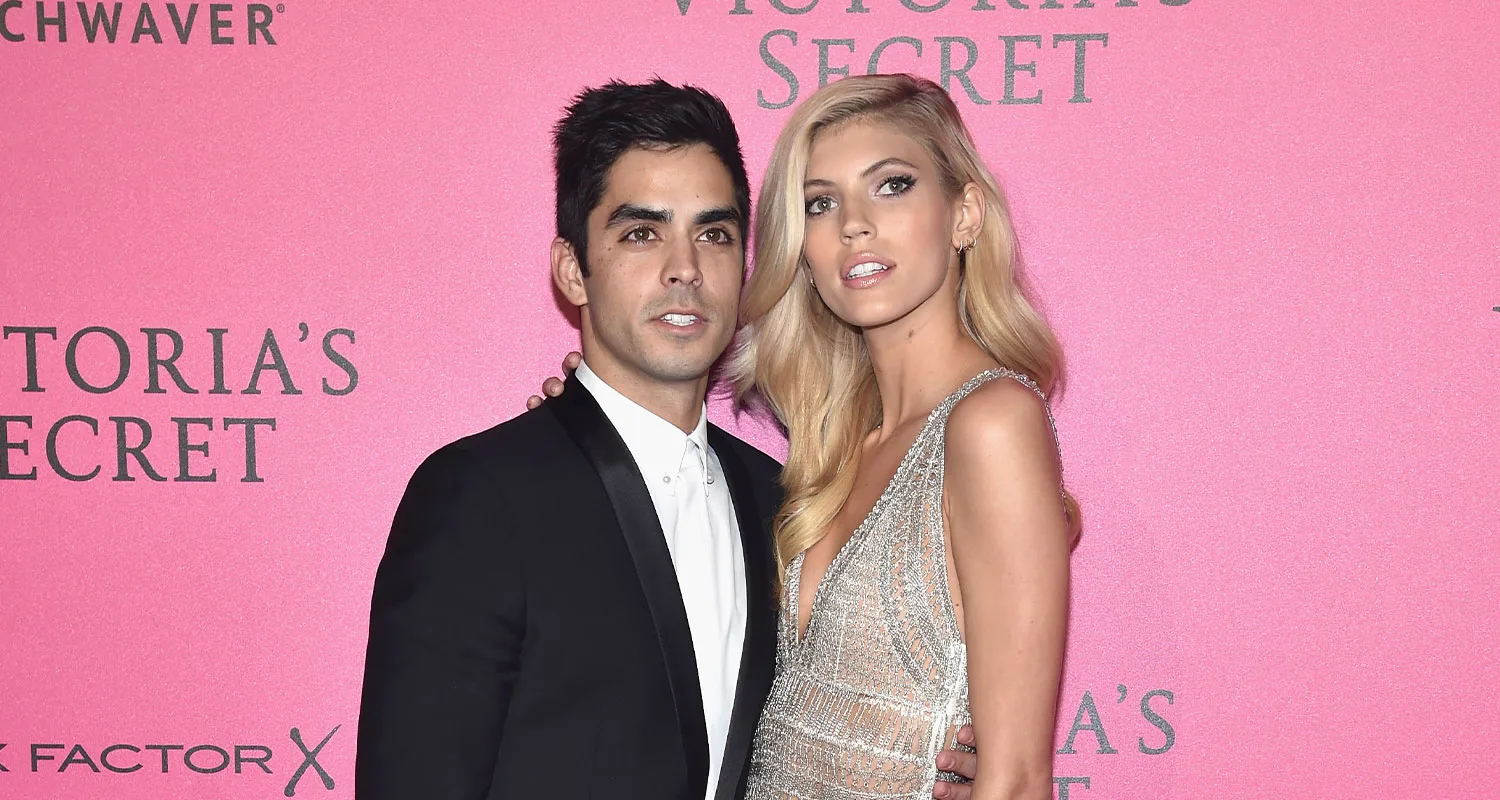 Victoria’s Secret model Devon Windsor marries Johnny Dex Barbara | WHO