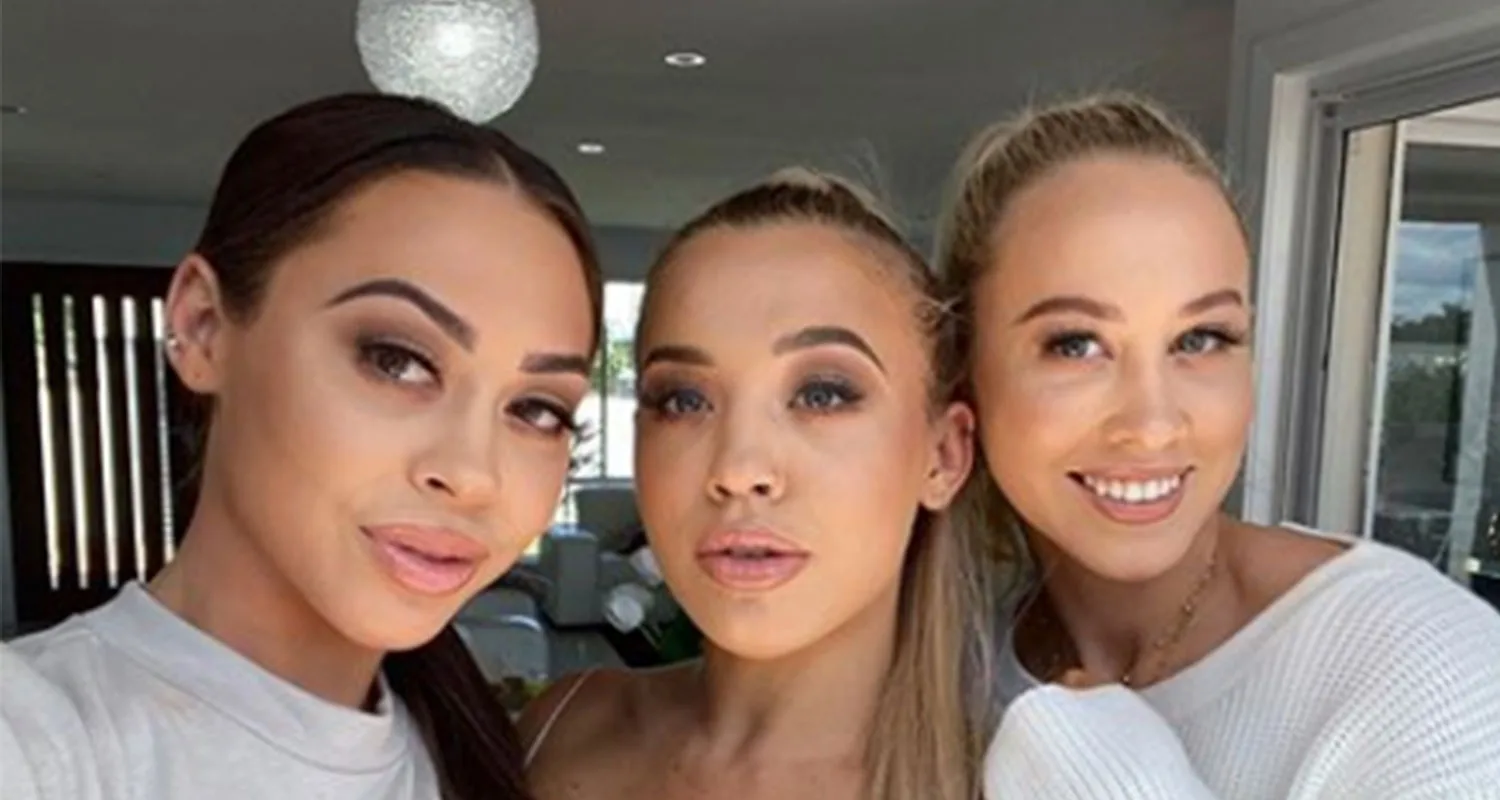Tammy Hembrow announces her sister Amy is pregnant with her first child ...