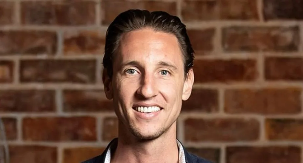 MAFS groom Ivan Sarakula debuts brand new longer hair | WHO