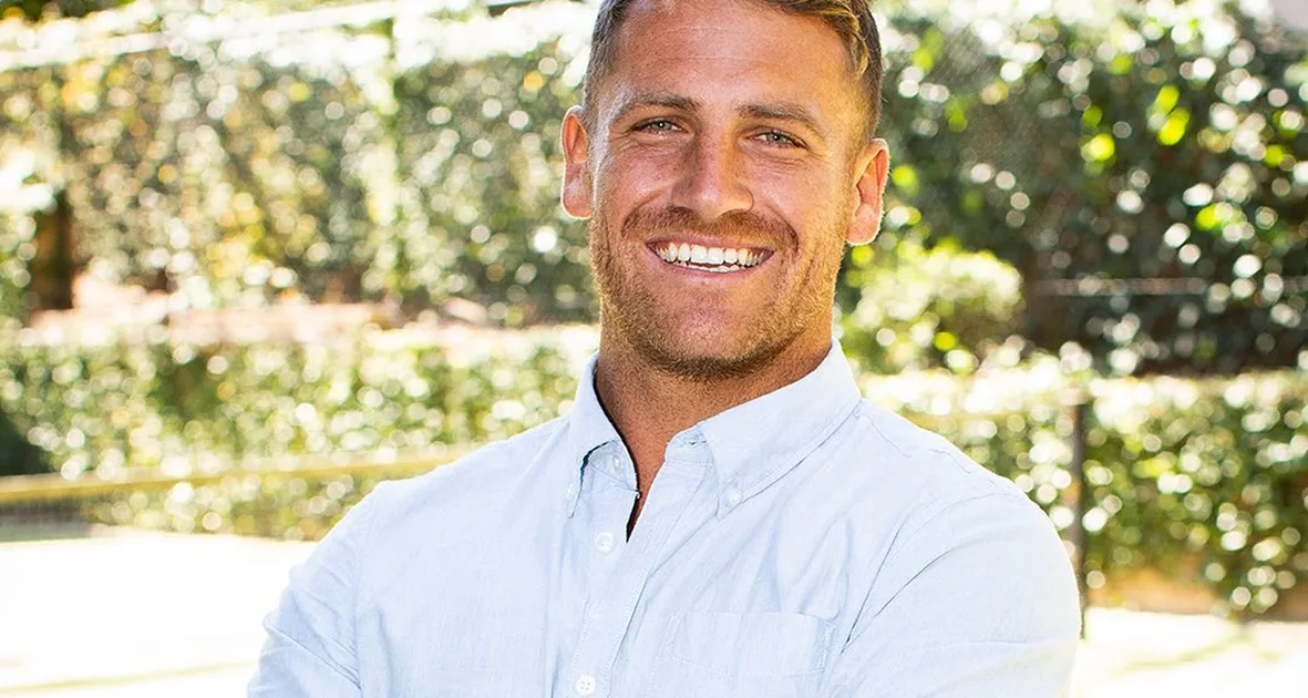 Bachelorette winner Frazer breaks silence on messaging scandal | WHO