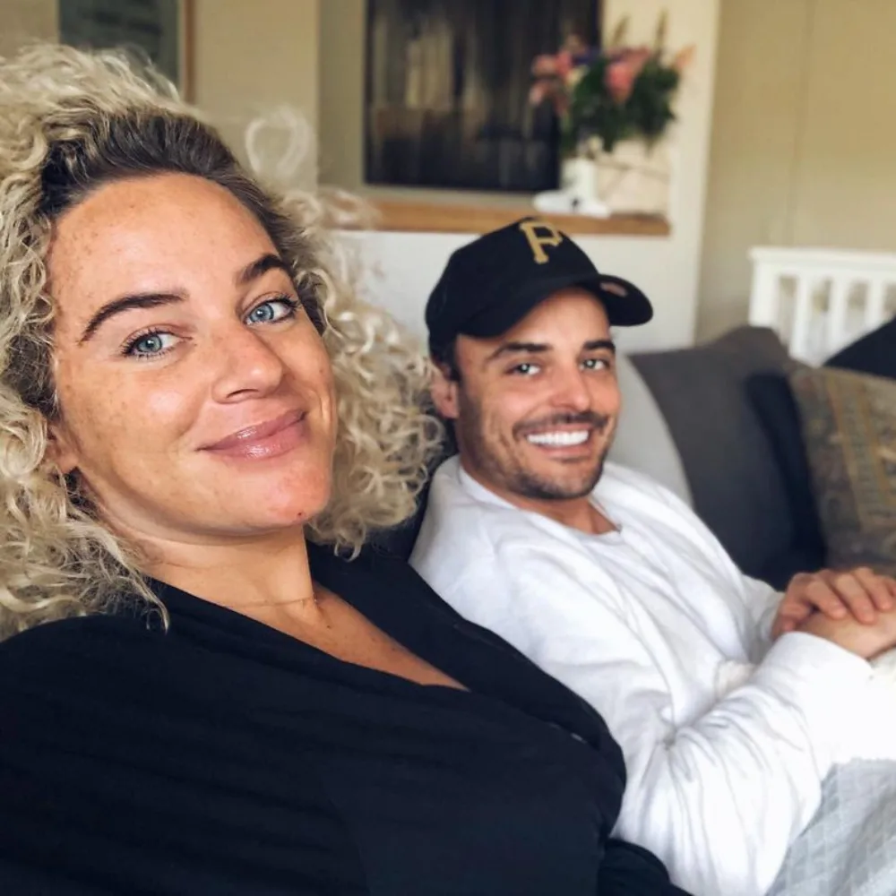 Ash Pollard shares the very first pic of baby Clementine | WHO