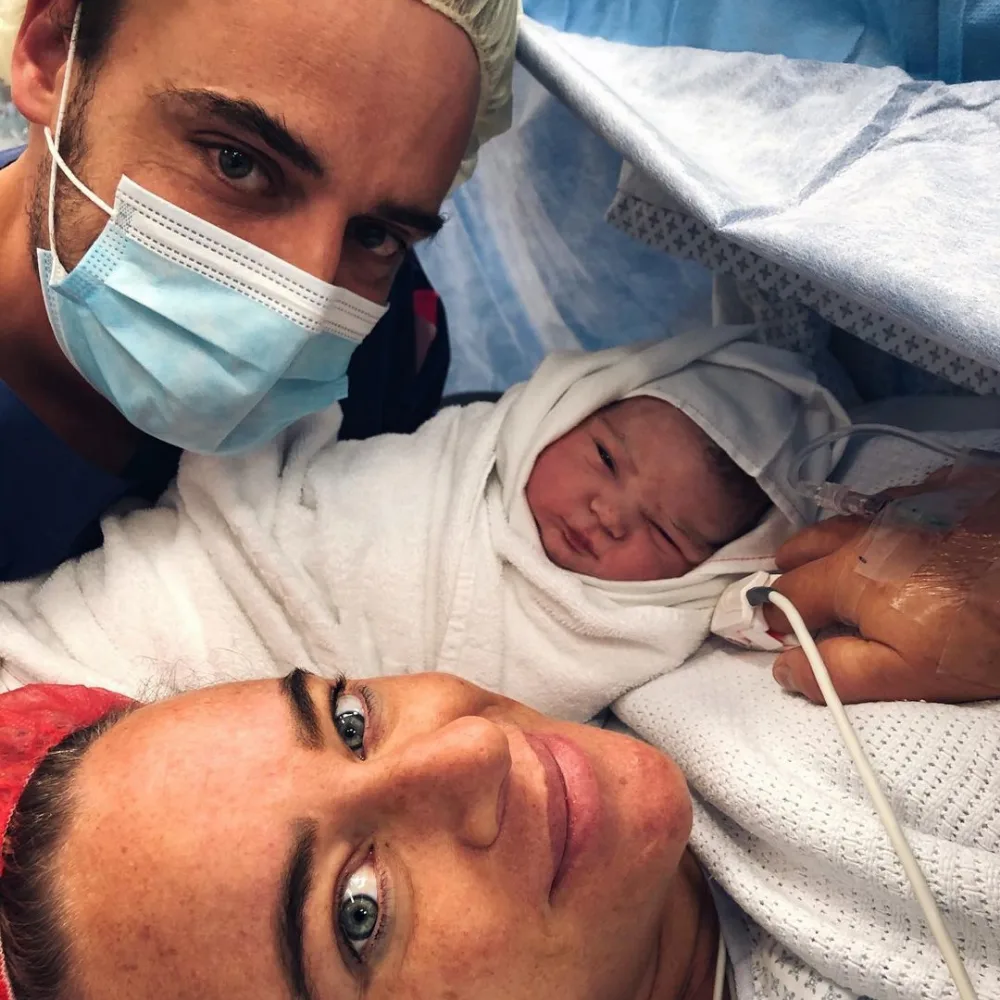 Ash Pollard shares the very first pic of baby Clementine | WHO
