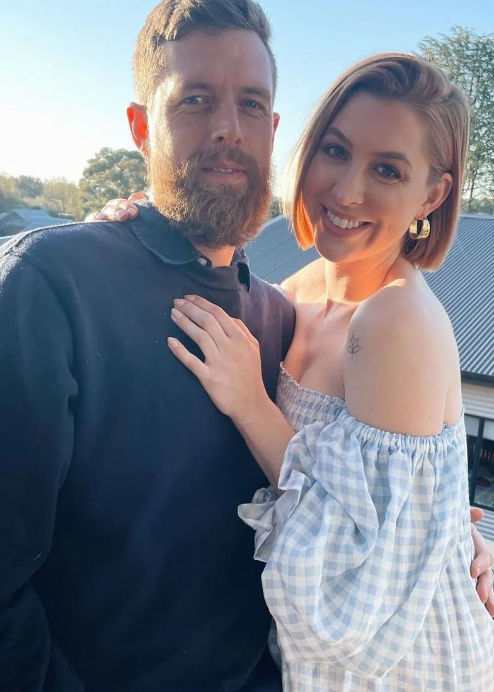 Alex Nation bares all in beautiful nude baby bump shot | WHO