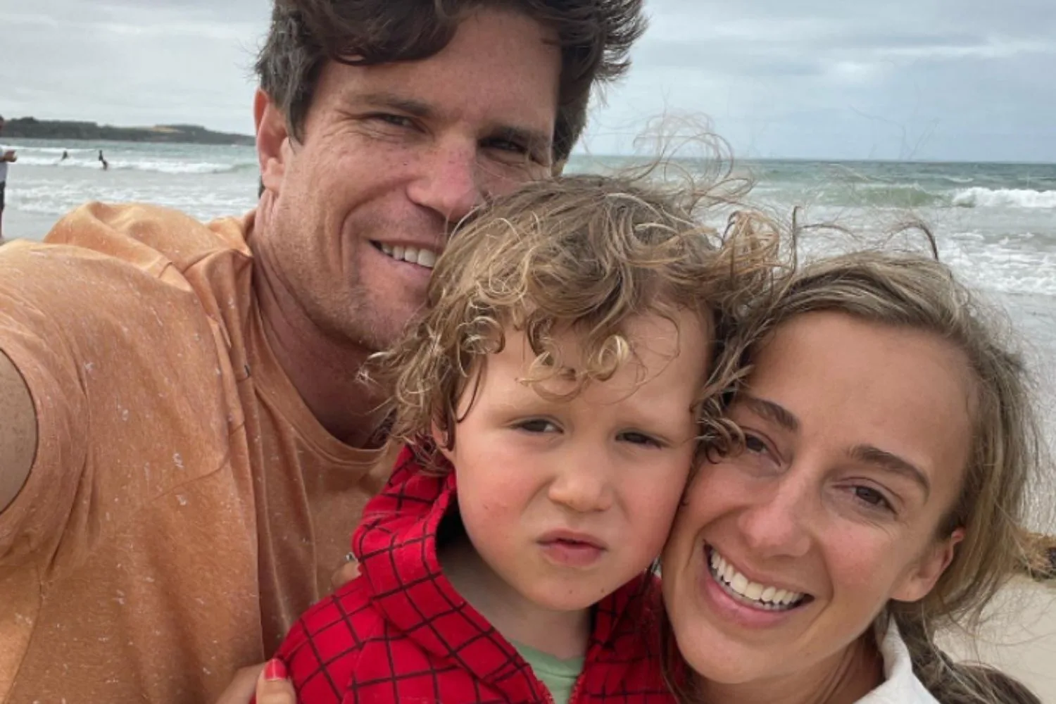 Australian Survivor: Mark Wales crowned sole survivor in Blood V Water ...