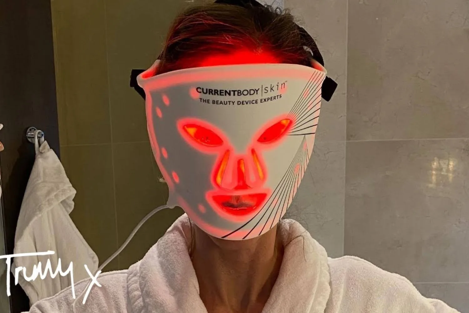 Expert Guide: The Best LED Face Masks To Buy in Australia 2024 | WHO