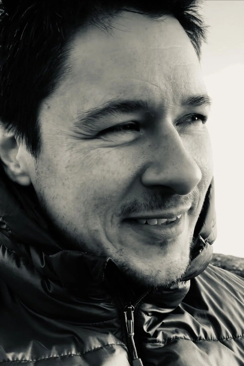 Where is Oliver James? What happened to What A Girl Wants & Raise Your ...