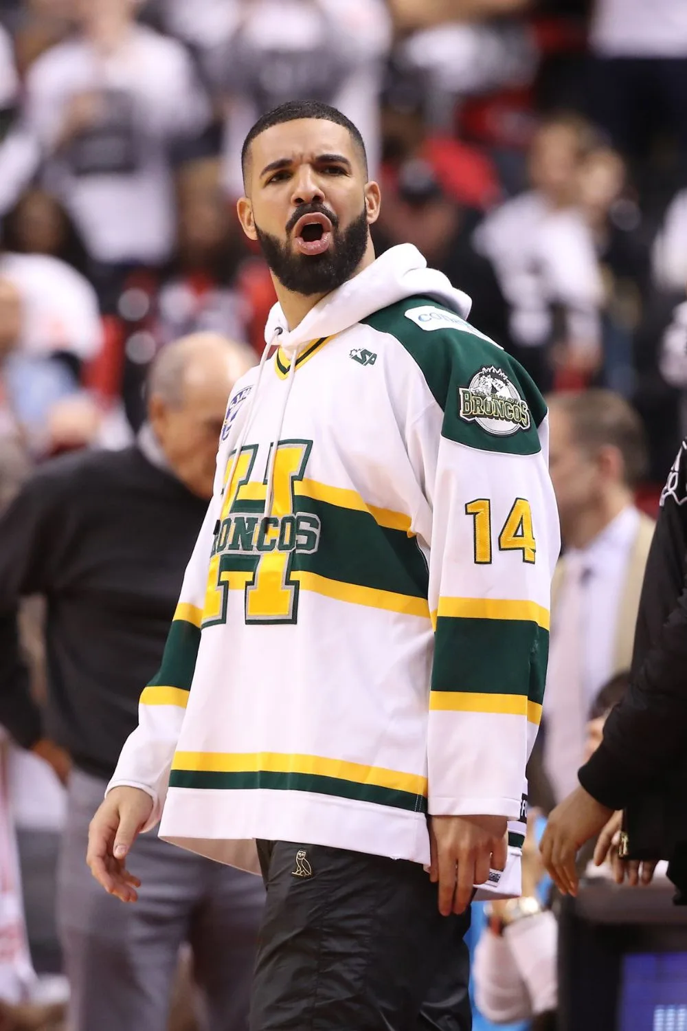 2000s Fashion (Men) - Best Fashion Trends for Guys from the Noughties | WHO