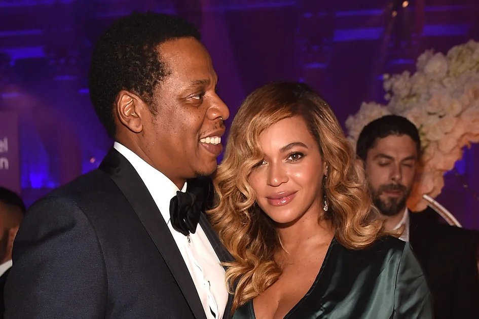 Gwyneth Paltrow of accused of 'cheating with Jay-Z' | Girlfriend