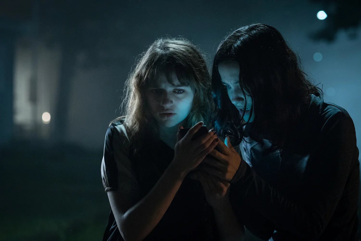 Joey King spills all the tea on her new horror movie, Slender Man ...